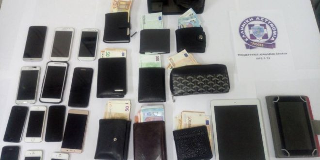 Police cracks down gang pickpocketing tourists on Athens Metro & ISAP