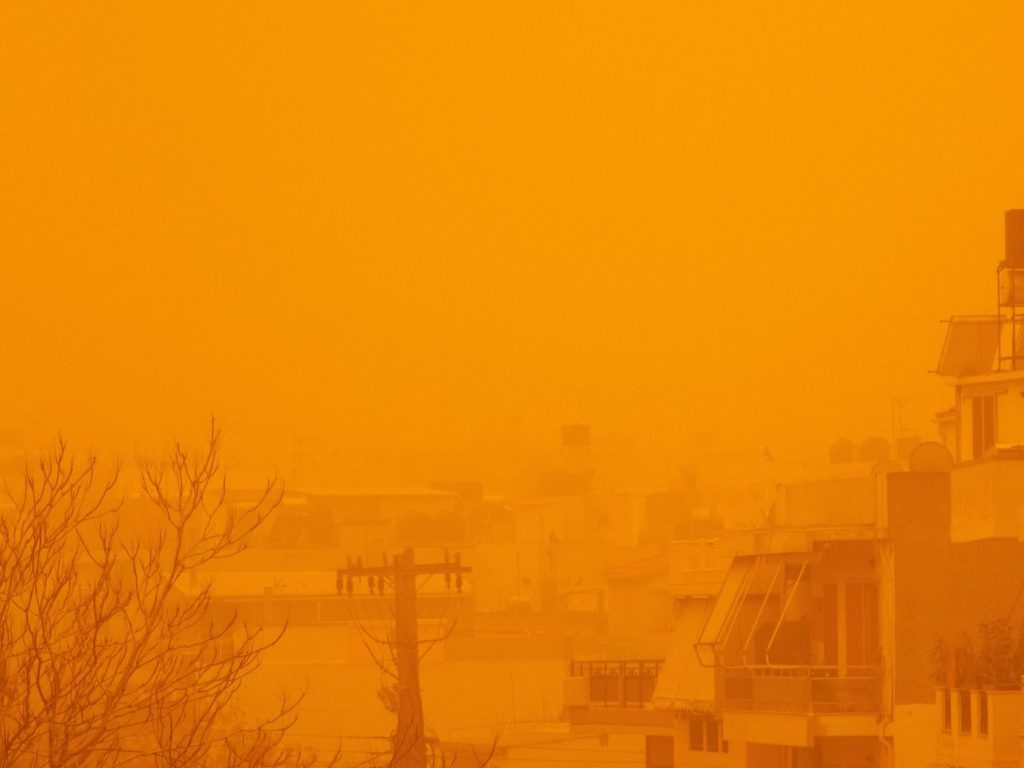 Weather warning: Thunderstorms, Snow and the return of Sahara Dust