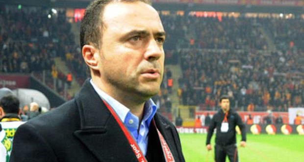 Turkey to seek extradition of footballer Arif Erdem from Greece