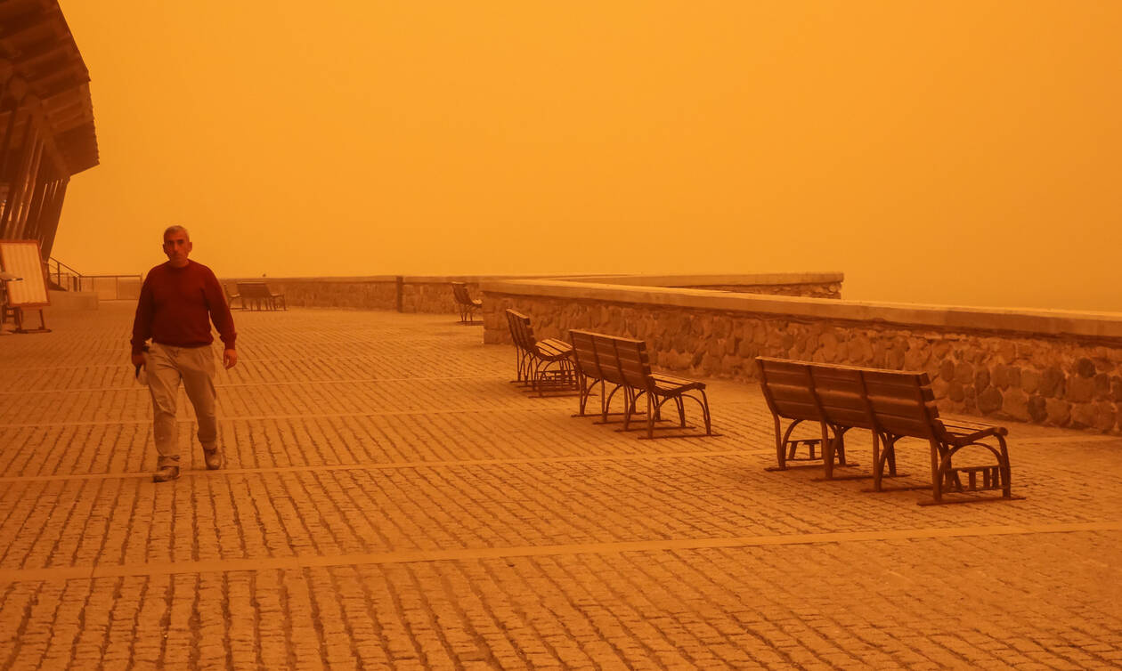Sahara Dust covers the islands of Crete and Rhodes (pictures)