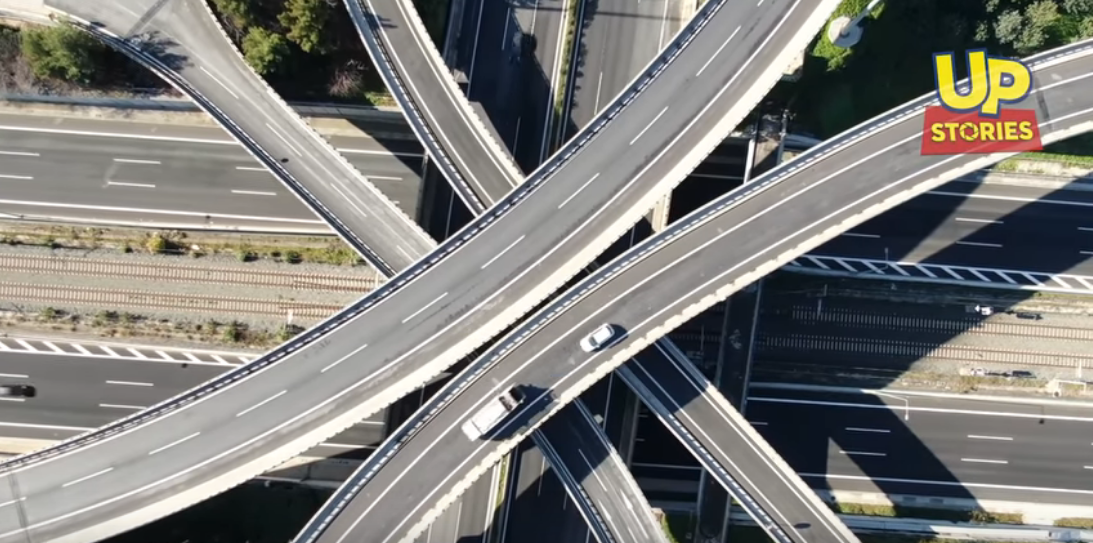 Lockdown in Athens: Major avenues filmed by drone (video)
