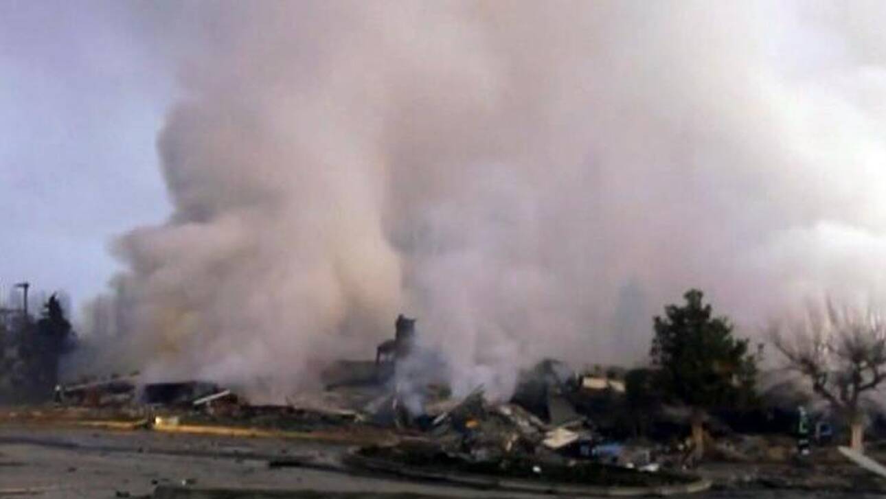 Powerful explosion flattens 3-storey hotel in Kastoria, N. Greece (video)