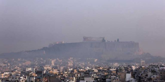 Athens residents urged to stay inside due to heavy smog caused by ...