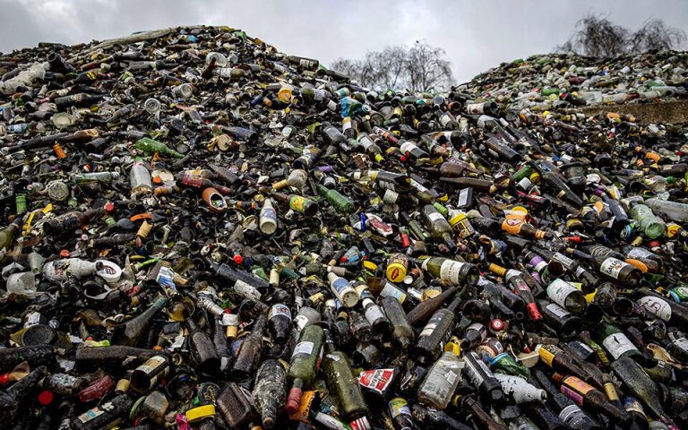 Major lapses in Greece's recycling
