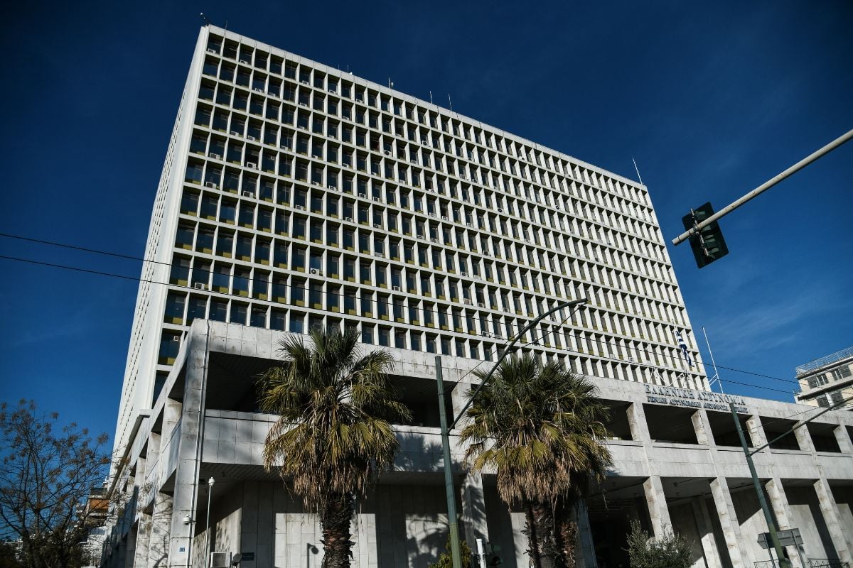 "Greek FBI": Names of hundreds police officers leaked to the press