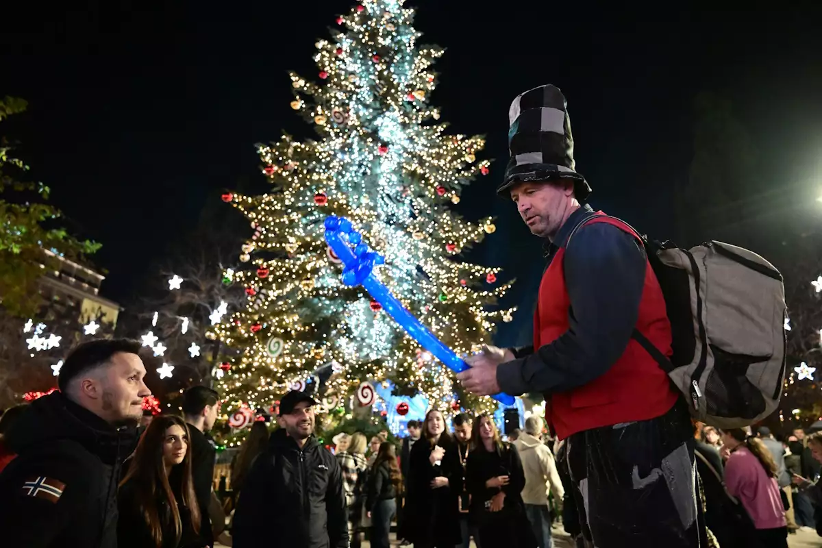 Christmas Tree of Athens was lit in Syntagma Square